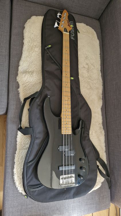 Aria Pro Magna Series Black Bass Guitar (Gebraucht) in Zürich für CHF ...