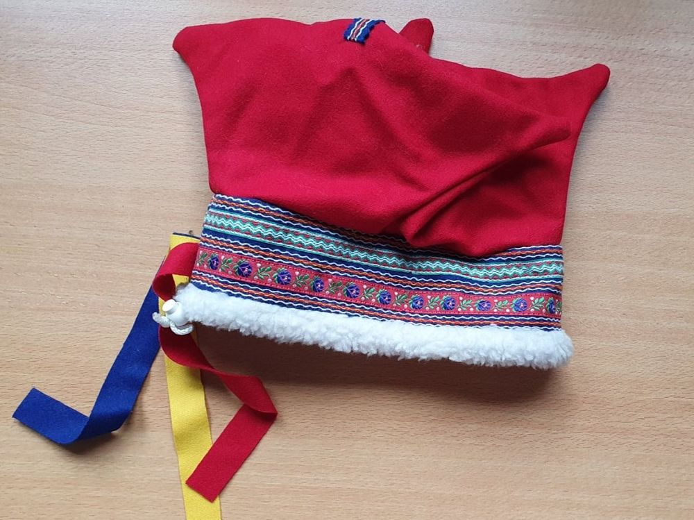 Lakki Samische Lappland Mütze aus Finnland (Gebraucht) in Feldmeilen ...