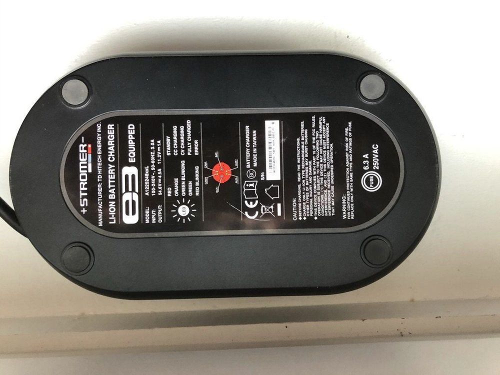 Stromer LI-ION Battery Charger | Kaufen auf Ricardo