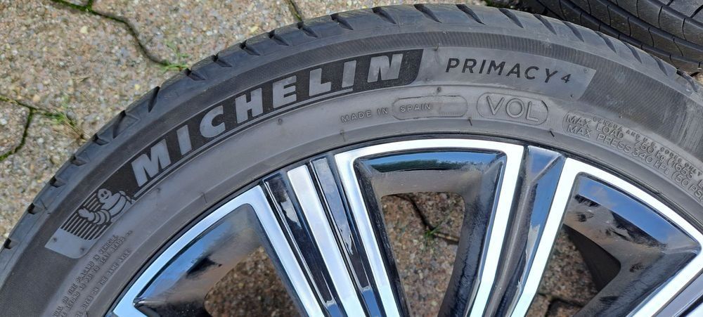 Original Volvo V60 Kompletträder 18Zoll /Sommerpneu MICHELIN (Gebraucht) in Oetwil am See für ...