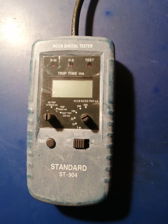 RCD / FI-Tester-CH (Stecker Typ 12) (Gebraucht) in Heimenhausen für CHF ...