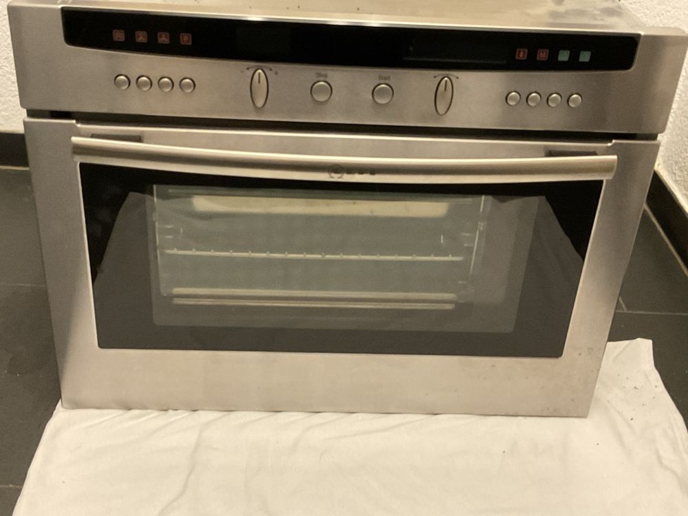 Backofen mit Dampfgarer von Neff (Gebraucht) in Diessenhofen für CHF ...