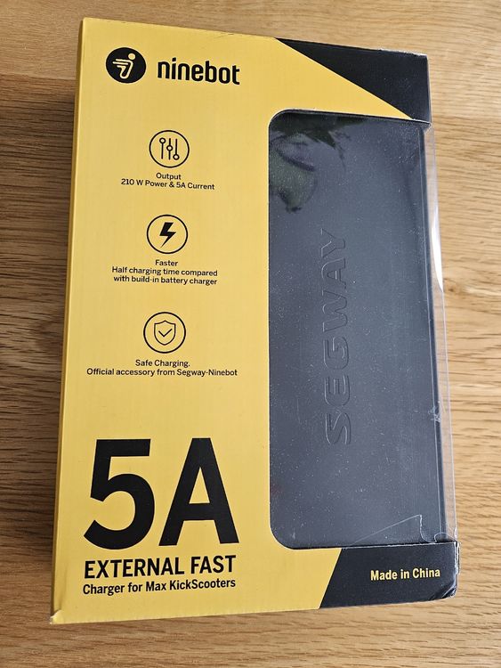 Segway Ninebot 5A Ladegerät/Schnellladegerät/Battery Charger (Neu und originalverpackt) in ...