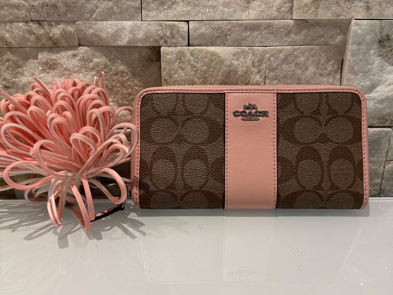 Coach Long Wallet 🩷 Gen Z Love - Nr. 1115 (Gebraucht) in Hittnau für ...