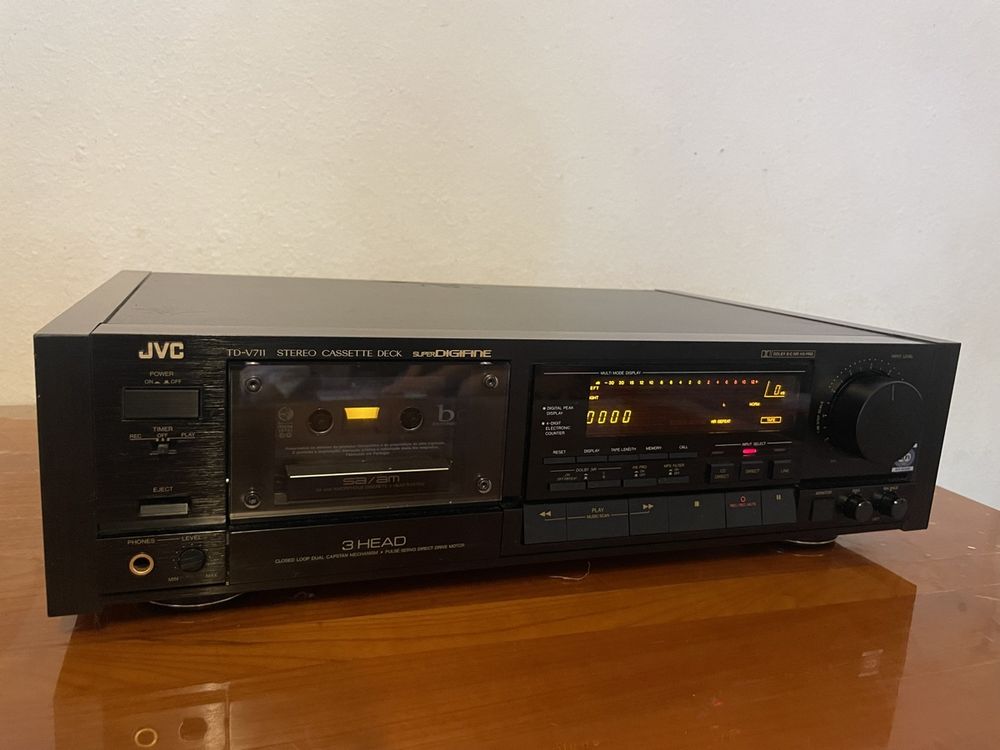 JVC TD-V711 3 HEAD HIGH END KASSETTENDECK (Gebraucht) in Zürich für CHF 399 – nur Abholung auf ...