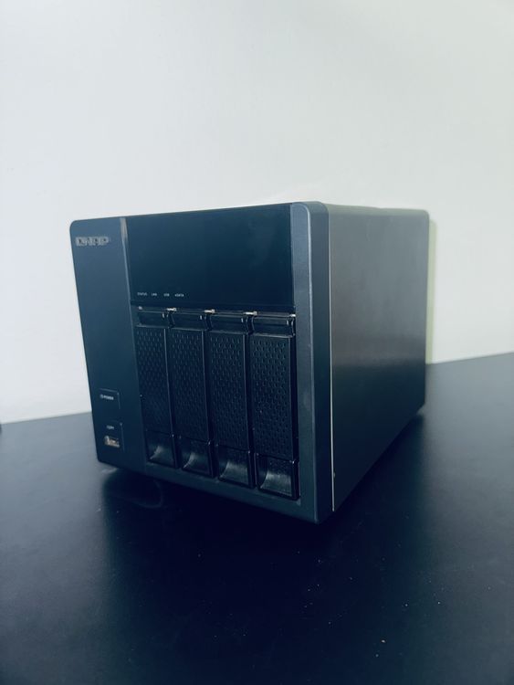 QNAP TS-412, 4x Bay, NAS, Storage (Gebraucht) in S. Vittore für CHF 99 – mit Lieferung auf ...