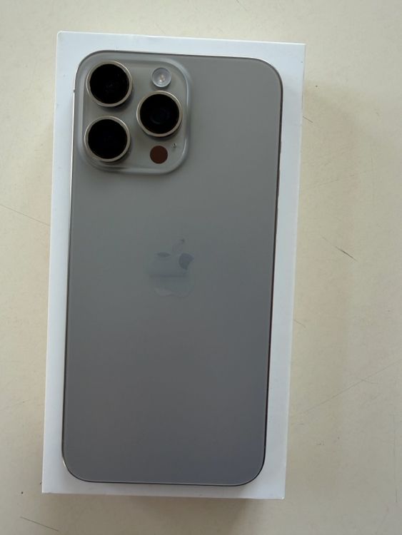 iPhone 15 Pro Max Natural Titanium 256GB (Gebraucht) in Uerikon für CHF ...