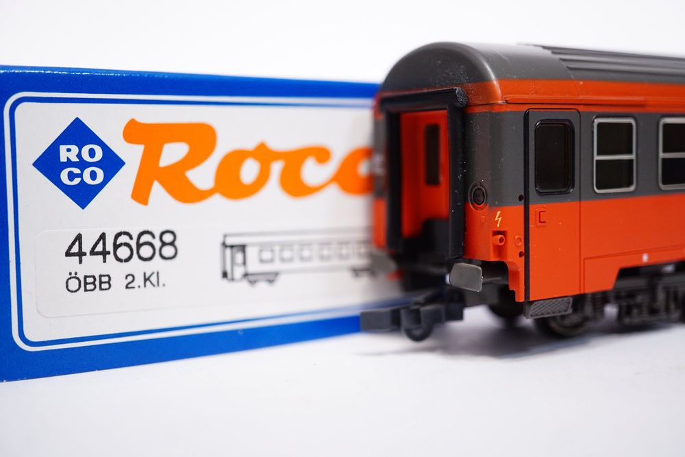 1œ Roco 44668 ÖBB Personenwagen 2. Klasse (Gebraucht) in Thun für CHF ...