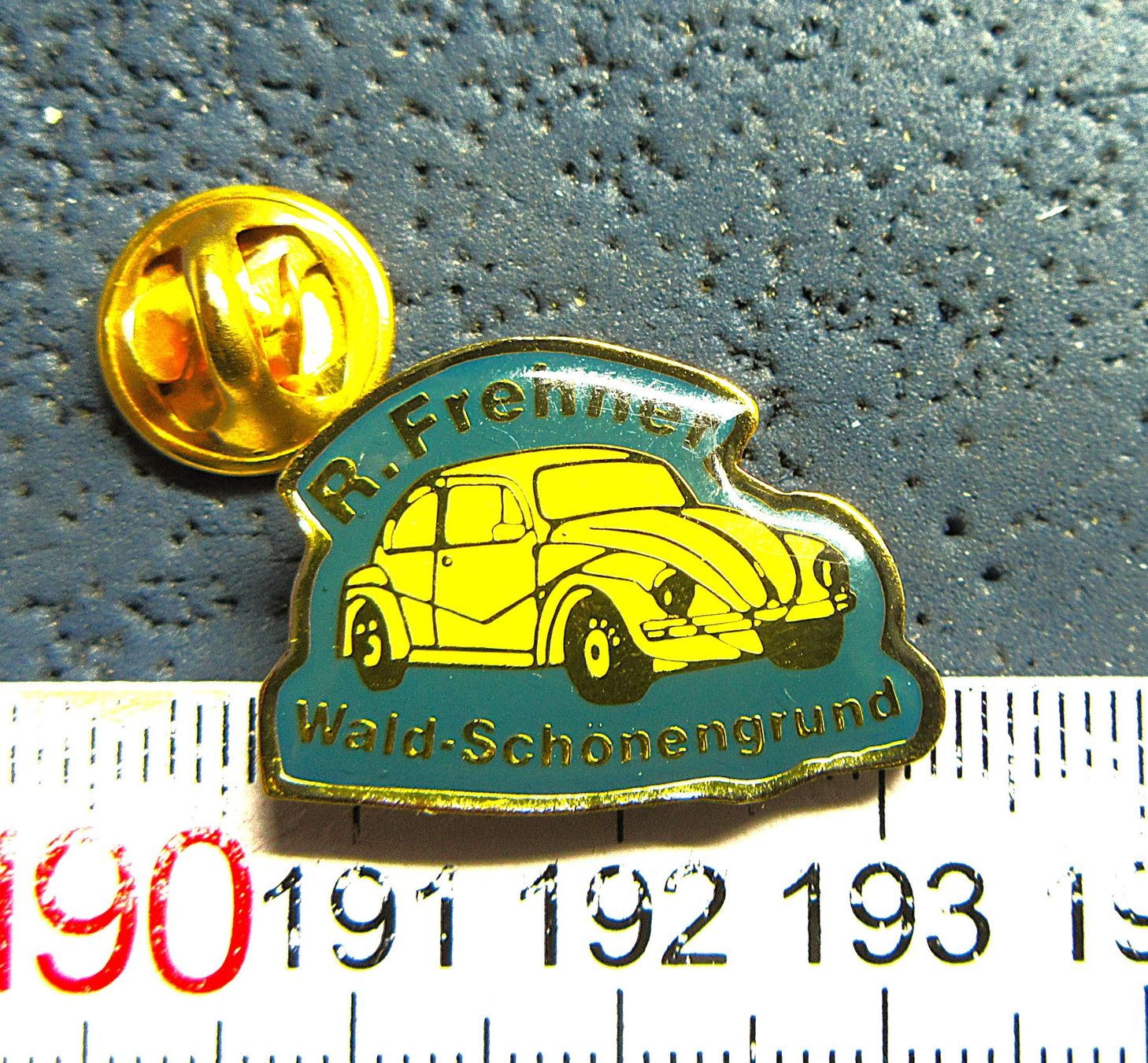 VW KÄFER OLDI AUTO PIN GLASIERT GARAGE SCHWEIZ (Gebraucht) in Ettingen ...