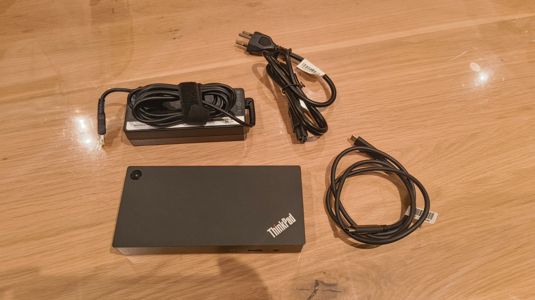 Lenovo ThinkPad Universal USB-C Dock (40AY) (Neu und originalverpackt ...