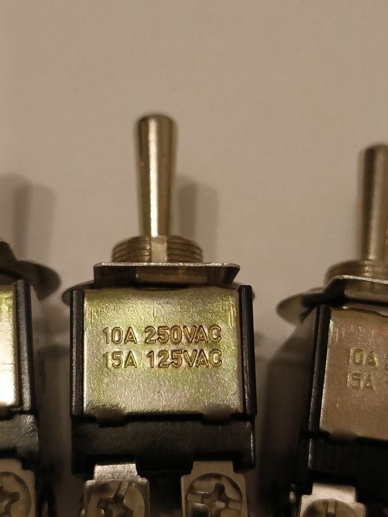 6 pin Kippschalter (ON-OFF) Set 5 Stück (Neu und originalverpackt) in ...