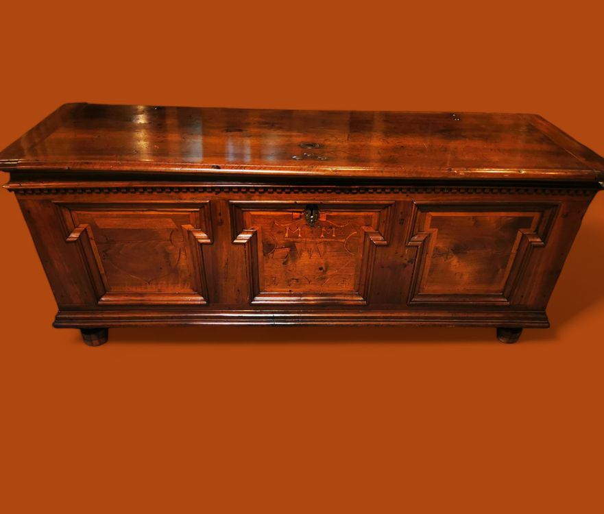 Bahut coffre noyer 1674 | Kaufen auf Ricardo