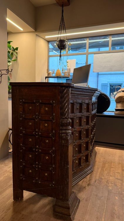 Antike Bar indisches Herkunft, mit 2 antike VS Säulen dunkel (Gebraucht ...