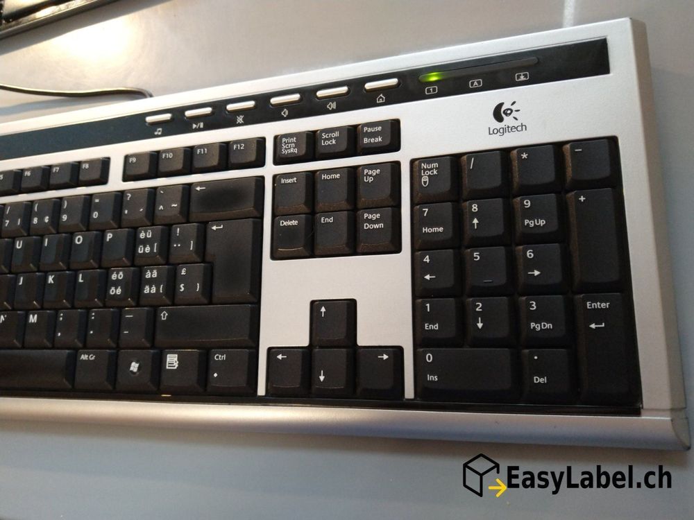 Logitech UltraX Premium QWERTZ (DE_CH) | Kaufen auf Ricardo