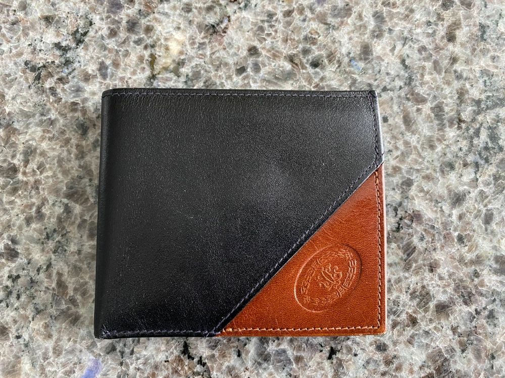 Portemonnaie (Neu (gemäss Beschreibung)) in Allschwil für CHF 3.5 – mit Lieferung auf Ricardo kaufen