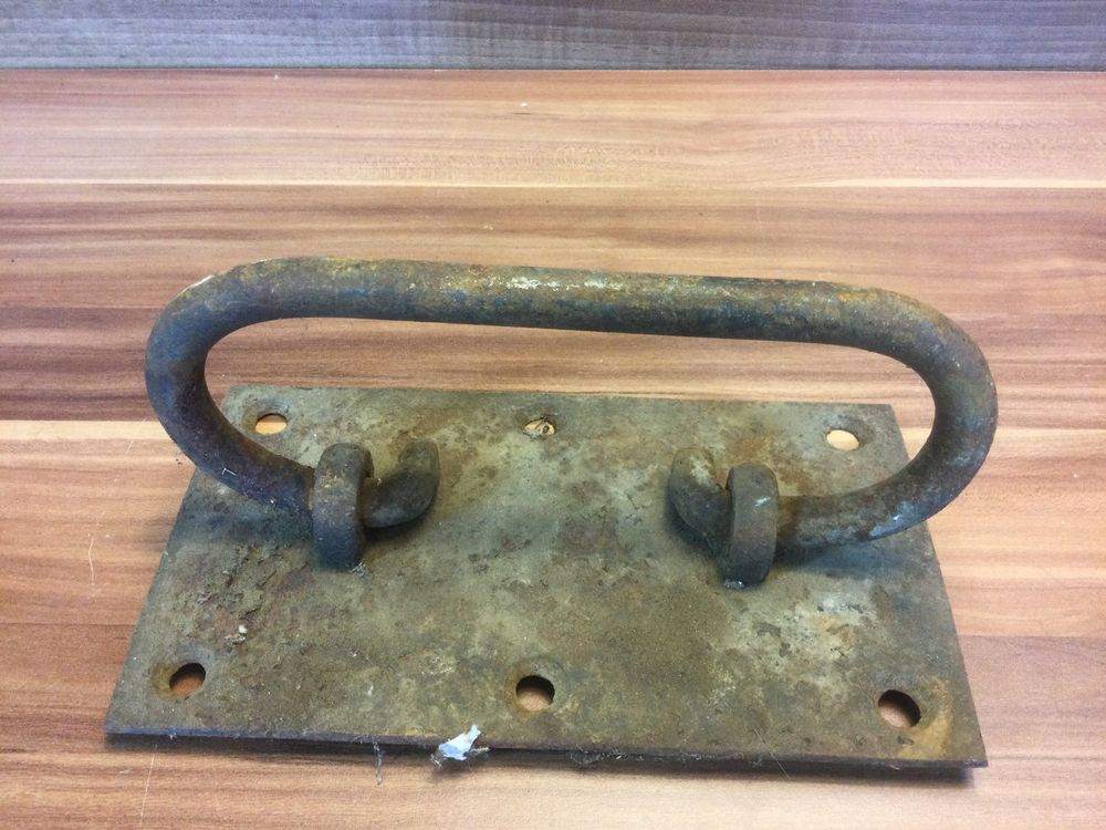 Sehr rostiger grosser Eisengriff von Truhe (Gebraucht) in Wangen SZ für ...