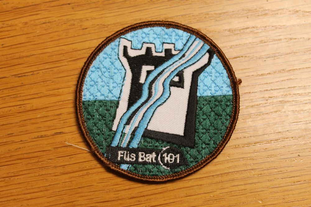Füs Bat 101, Kp II, braun, Badge (Gebraucht) in Belp für CHF 2.5 – mit ...