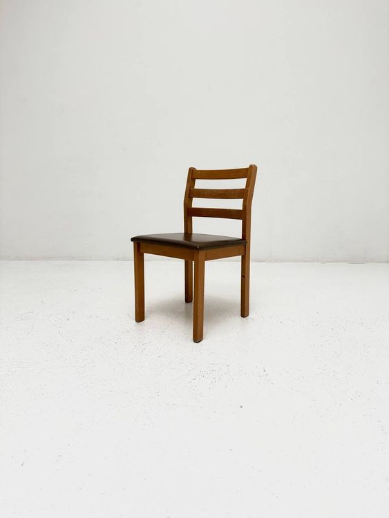 Vintage Holzstuhl von Willisau (Gebraucht) in Zürich für CHF 140 – nur Abholung auf Ricardo kaufen