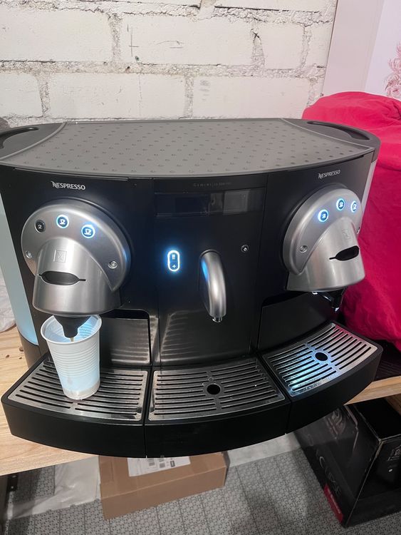Nespresso CS 200 (Gebraucht) in für CHF 190 – mit Lieferung auf Ricardo ...