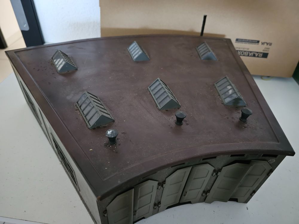 Märklin 7028 Hangar à locomotives dès 1.-fr (D'occasion) à bassecourt ...