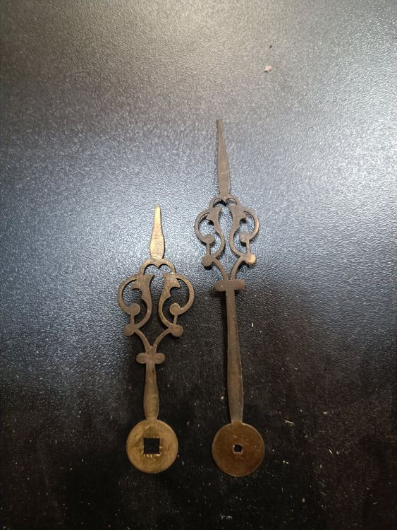 Zeiger zu Comtoise (Gebraucht) in Würenlingen für CHF 15 – mit Lieferung auf Ricardo kaufen