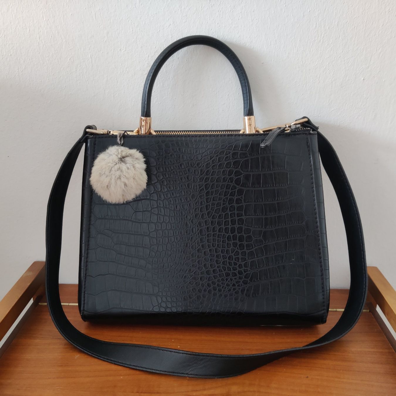 H&M medium Bag Leder Handtasche schwarz Kroko Schultergurt (Gebraucht ...