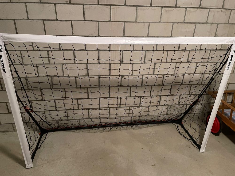 Fussball-Tore (Gebraucht) in Fällanden für CHF 10 – nur Abholung auf ...