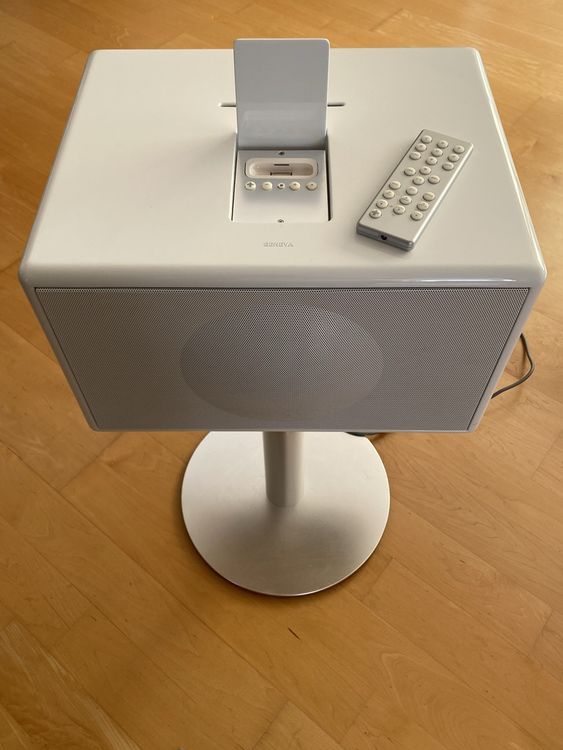 Sound System Geneva Model L weiss mit Standfuss | Kaufen auf Ricardo
