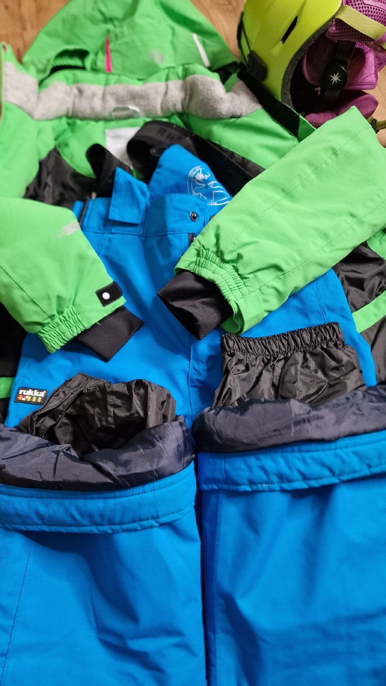 Icepeak Skijacke & Rukka Hose, Gr. 140/152 + Helm🎿 (Gebraucht) in ...