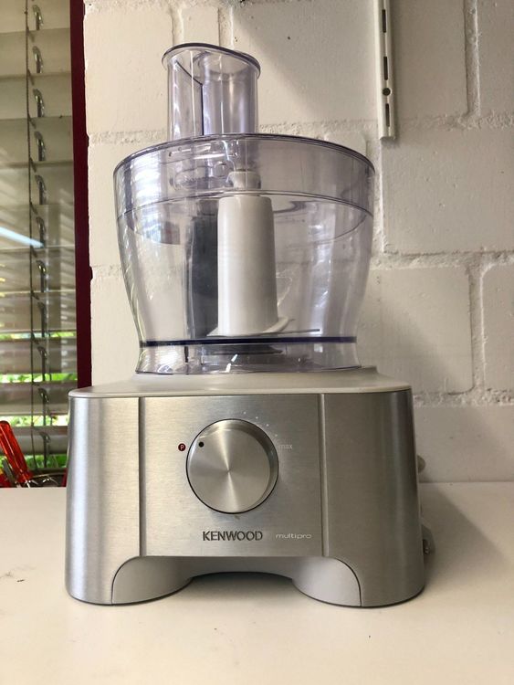 Kenwood multipor Foodprocessor FP925 | Kaufen auf Ricardo