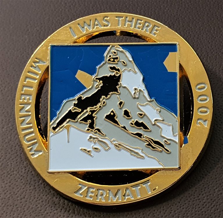 Q679 - Pin Millennium Matterhorn Zermatt 2000 Wallis Valais (Gebraucht) in Reinach BL für CHF 4 ...