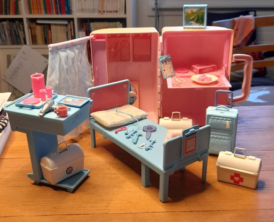 Barbie malette hôpital - chambre de la patiente 1987 | Kaufen auf Ricardo