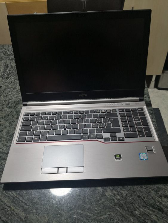 Fujitsu Celsius H760, i7 6820 HQ 2,70 | Kaufen auf Ricardo