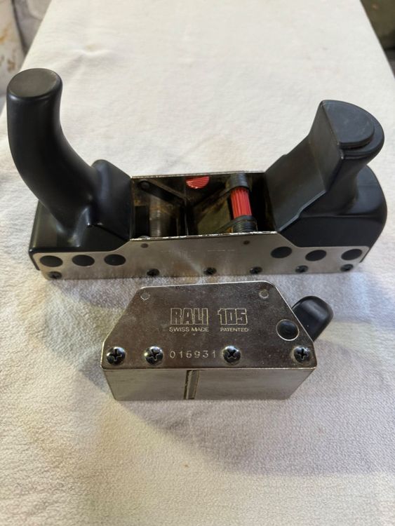 Handhobel RALI 220 & 105 für Holz (Gebraucht) in Jona für CHF 89 – mit Lieferung auf Ricardo kaufen