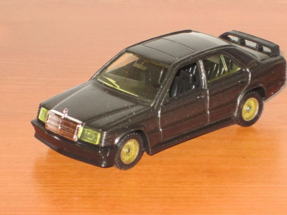 Solido Mercedes-Benz 190E 2.3 16V 1/43 | Acheter sur Ricardo