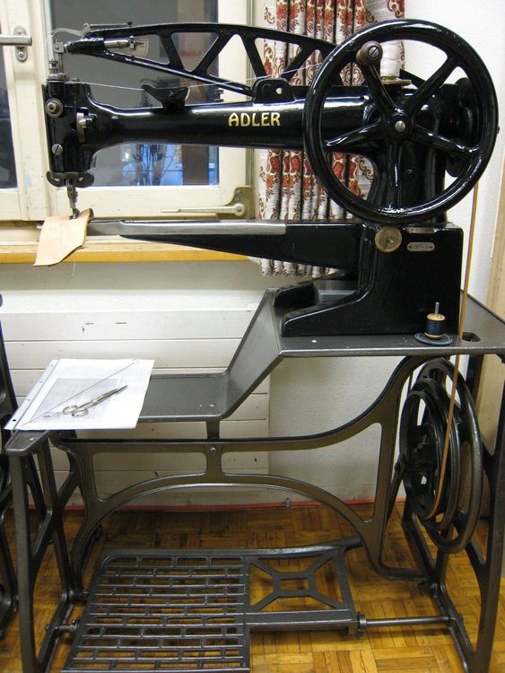 Adler 30-1 Schuhmacher Nähmaschine | Kaufen auf Ricardo