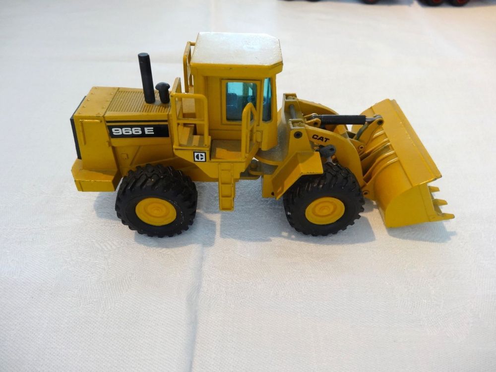 Caterpillar Cat 966 E NZG | Kaufen auf Ricardo