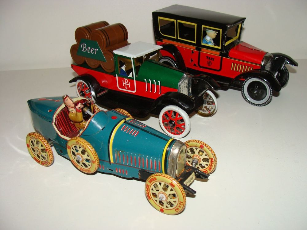 3 PAYA OLDTIMER UHRWERK/BLECH MODELLE | Kaufen auf Ricardo