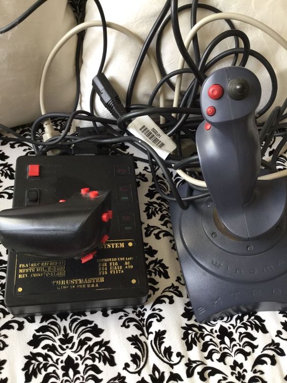 Zwei Joysticks zu Nintendo PlayStation 2 | Kaufen auf Ricardo