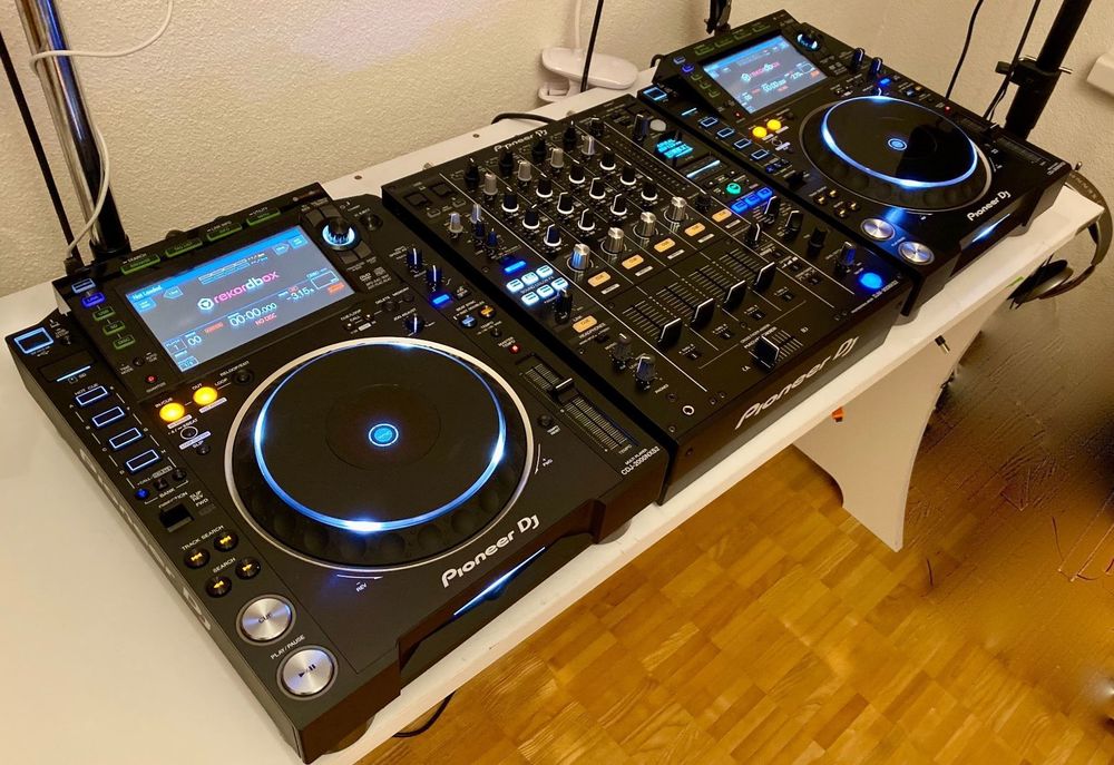 Pioneer CDJ 2000nxs2/DJM900nx2 (Bundle) | Kaufen auf Ricardo