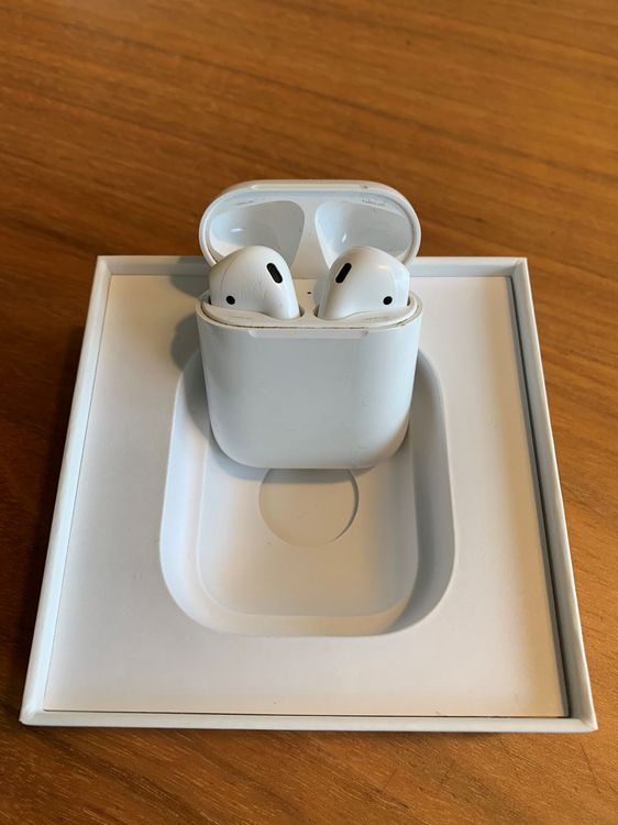 Apple AirPods 1.Generation | Kaufen auf Ricardo