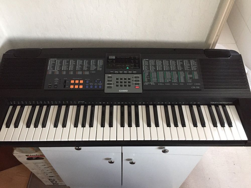 CASIO Keyboard CTK-750 | Kaufen auf Ricardo
