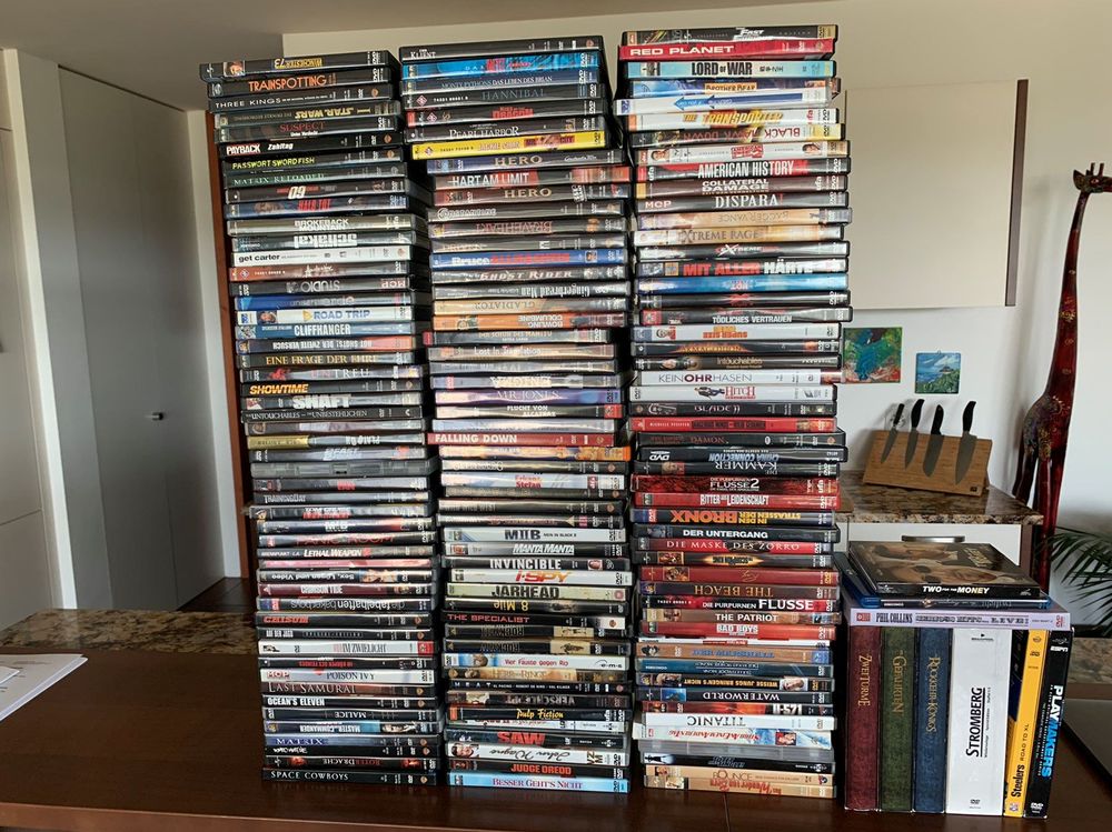 DVD Sammlung mit 150+ Filmen | Kaufen auf Ricardo
