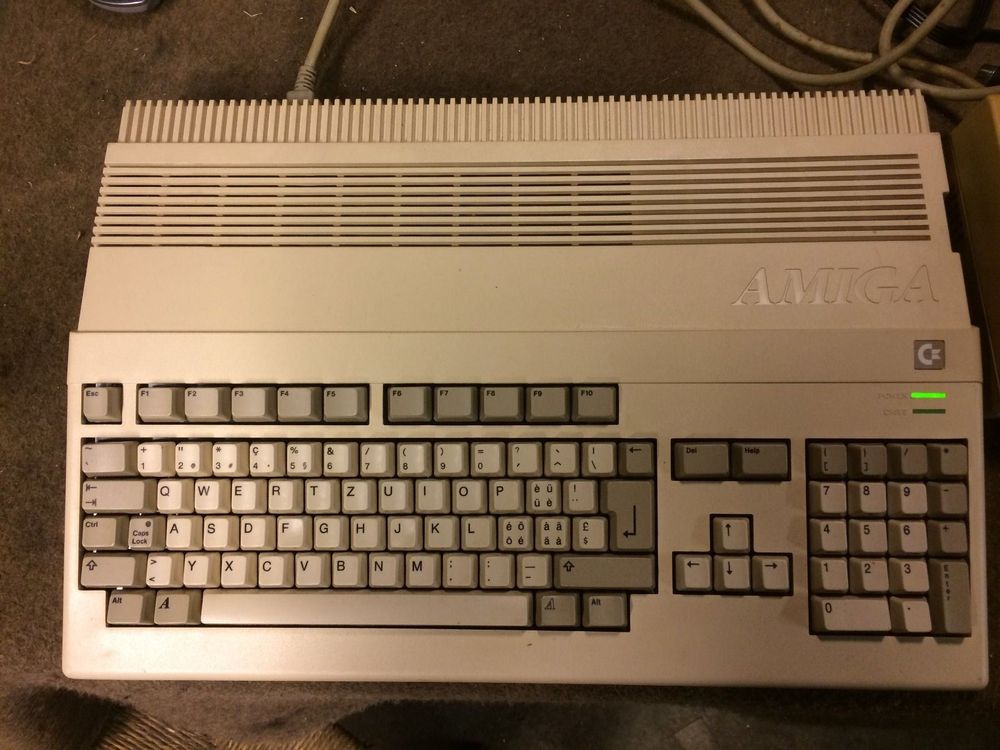 Commodore Amiga A500 | Kaufen auf Ricardo