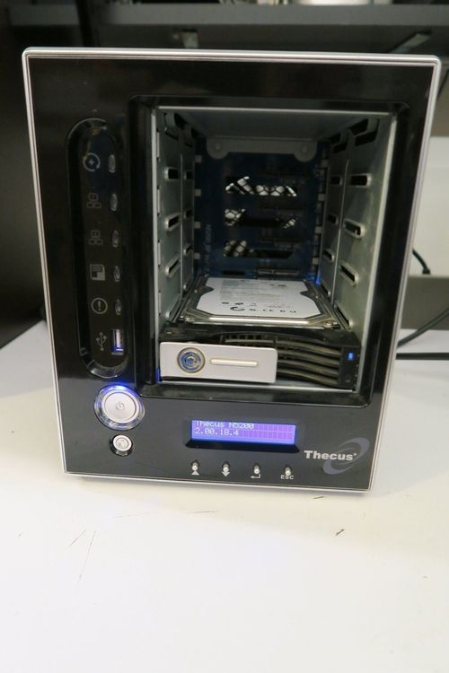 Thecus 5200 pro Nas mit 1x HDD 2.0TB | Acheter sur Ricardo