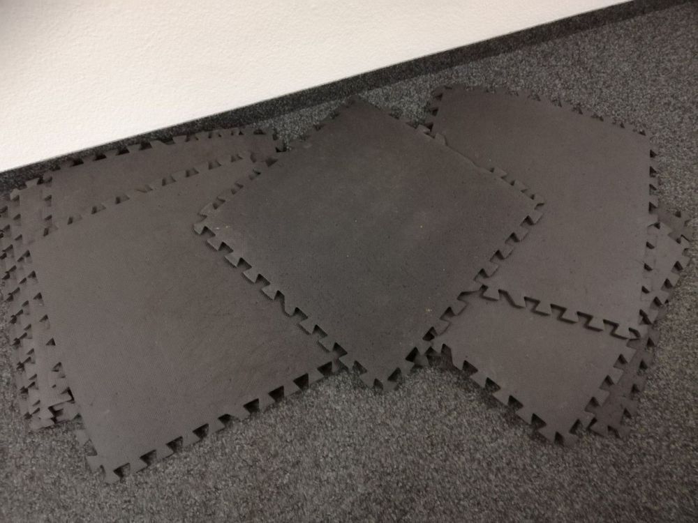 15 BODENMATTEN BOXEN FITNESSGERÄTE 40X40 | Kaufen auf Ricardo