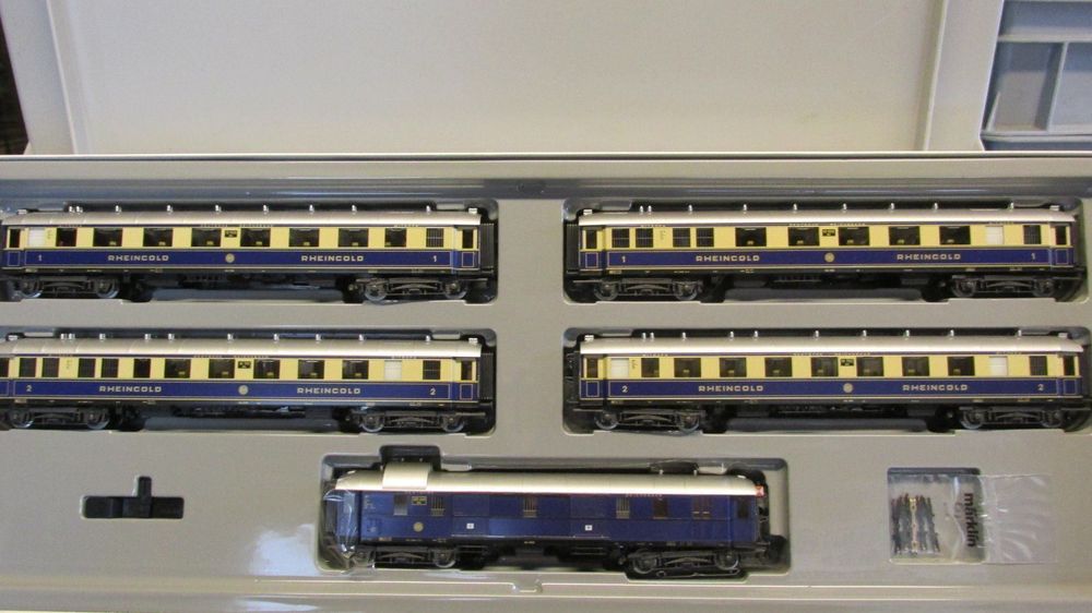 MÄRKLIN: RHEINGOLD-WAGENSET BELEUCHTET | Acheter sur Ricardo