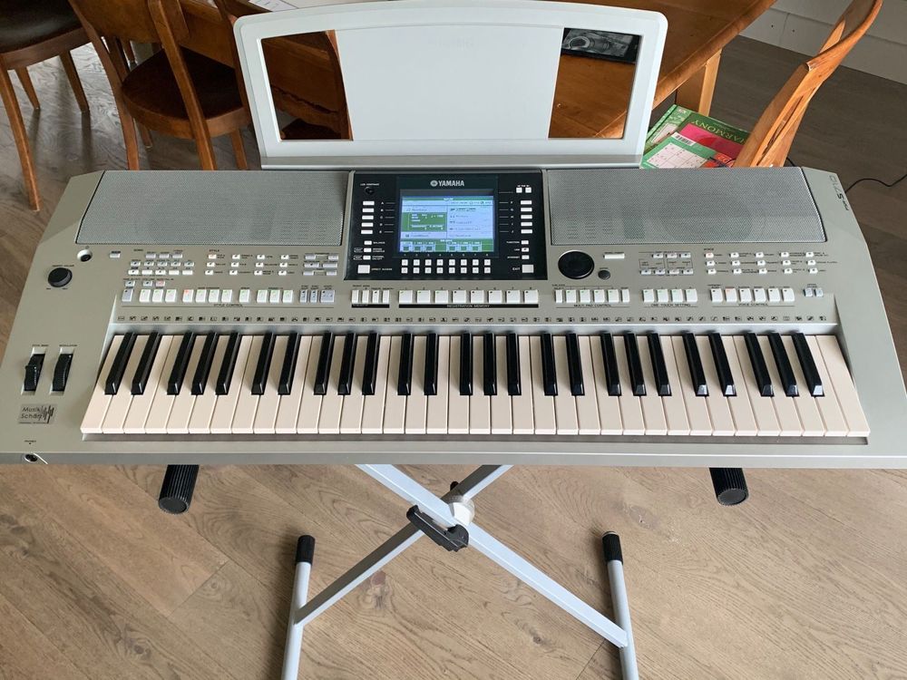 YAMAHA PSR-S710 Keyboard | Kaufen auf Ricardo