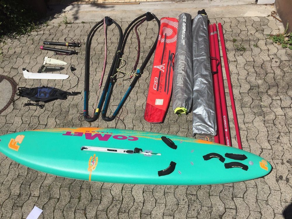 F2 Comet Carbon komplett mit 3 Segel | Kaufen auf Ricardo