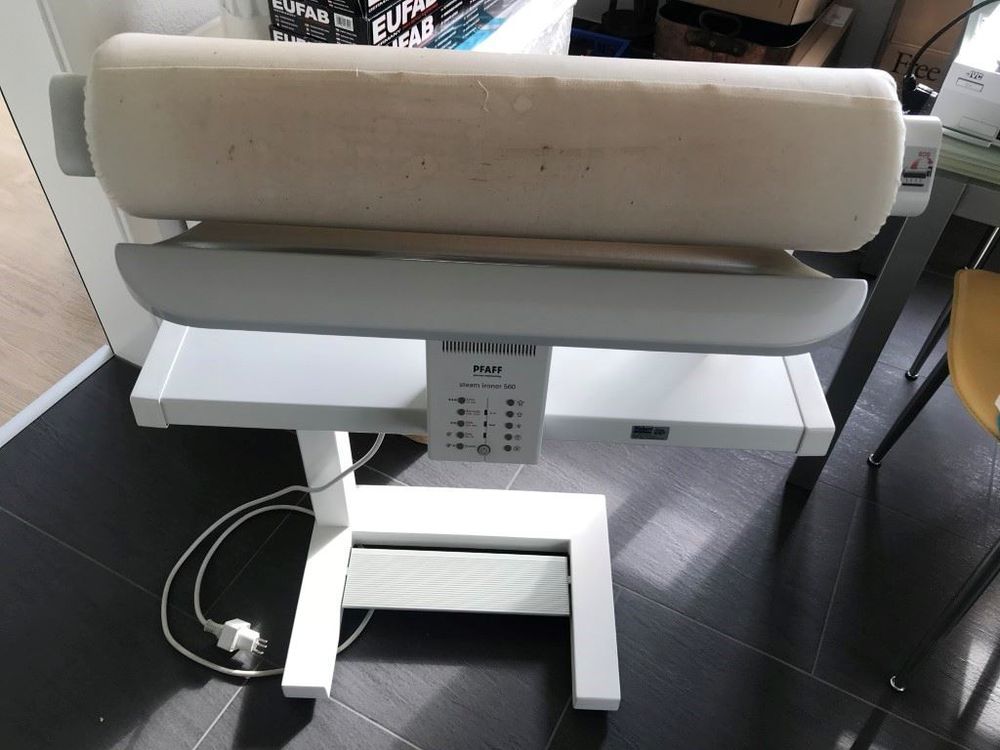 Pfaff Steam Ironer 560 Bügelmaschine | Kaufen auf Ricardo